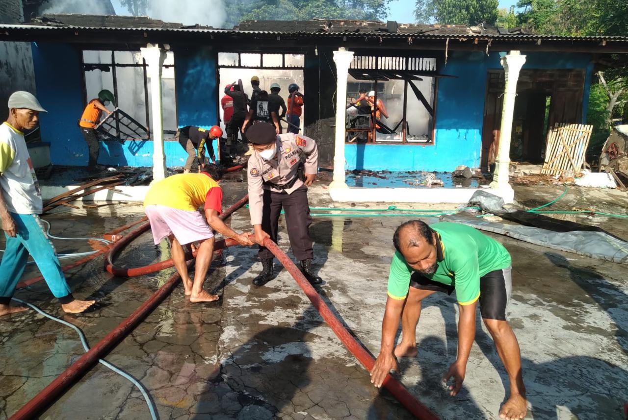 Rumah di Karanganyar Ludes Terbakar, Kerugian Ditaksir Capai Ratusan Juta - Lingkar Jogja