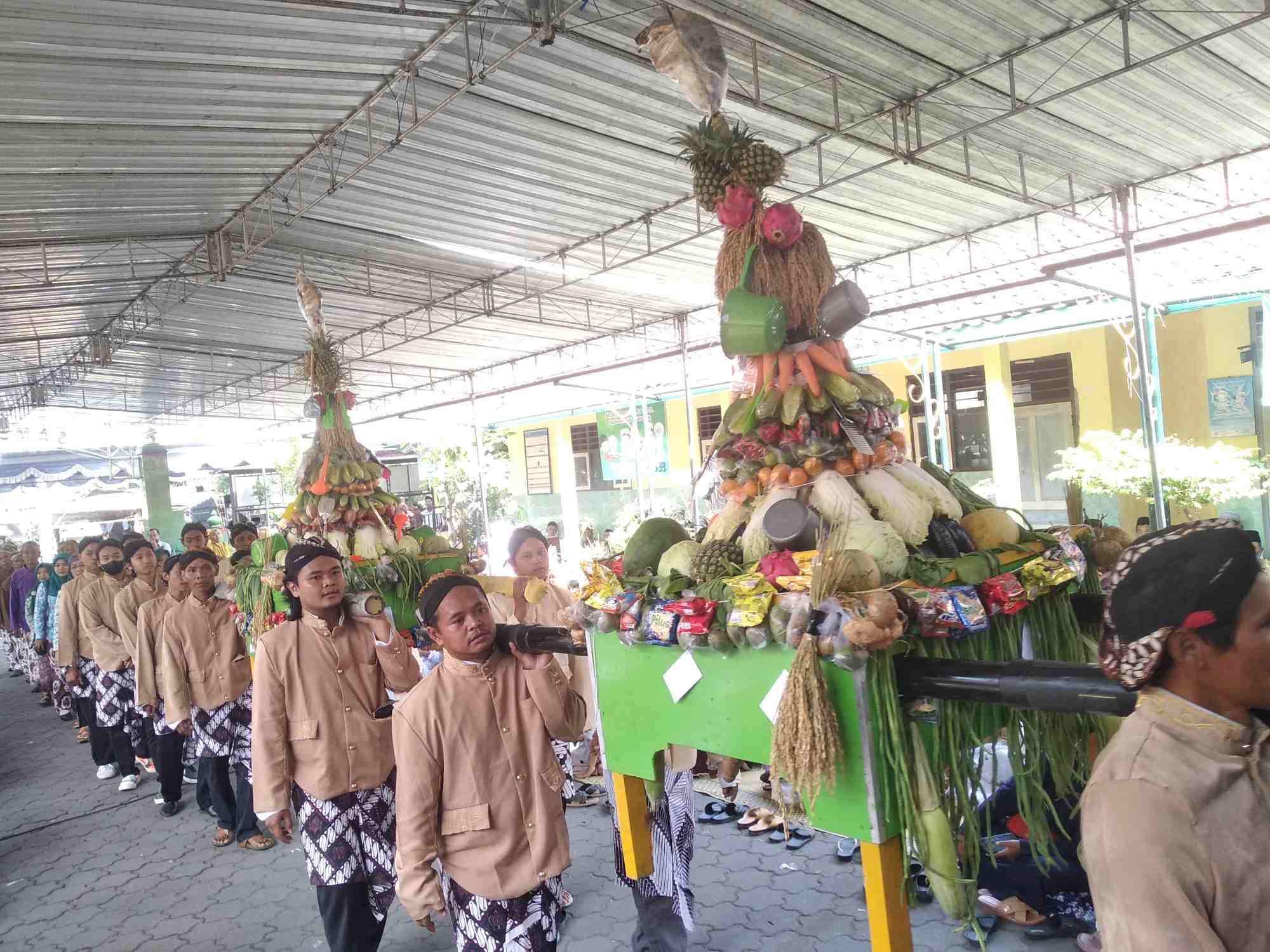 Tradisi Sadranan Masjid Kagungan Dalem Sambisari Purwomartani - Lingkar ...